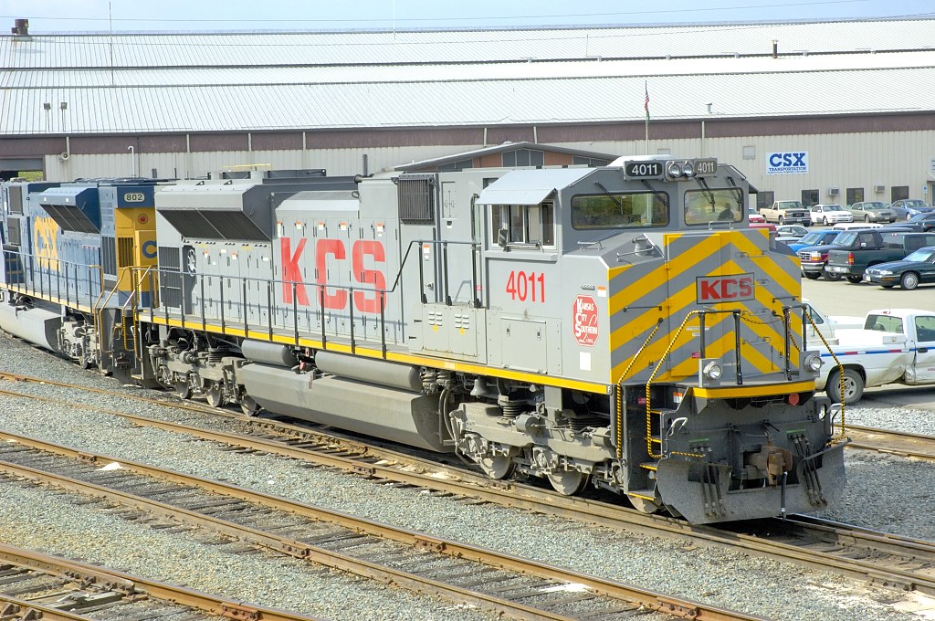 KCS 4011 visits Bryian Park Terminal
